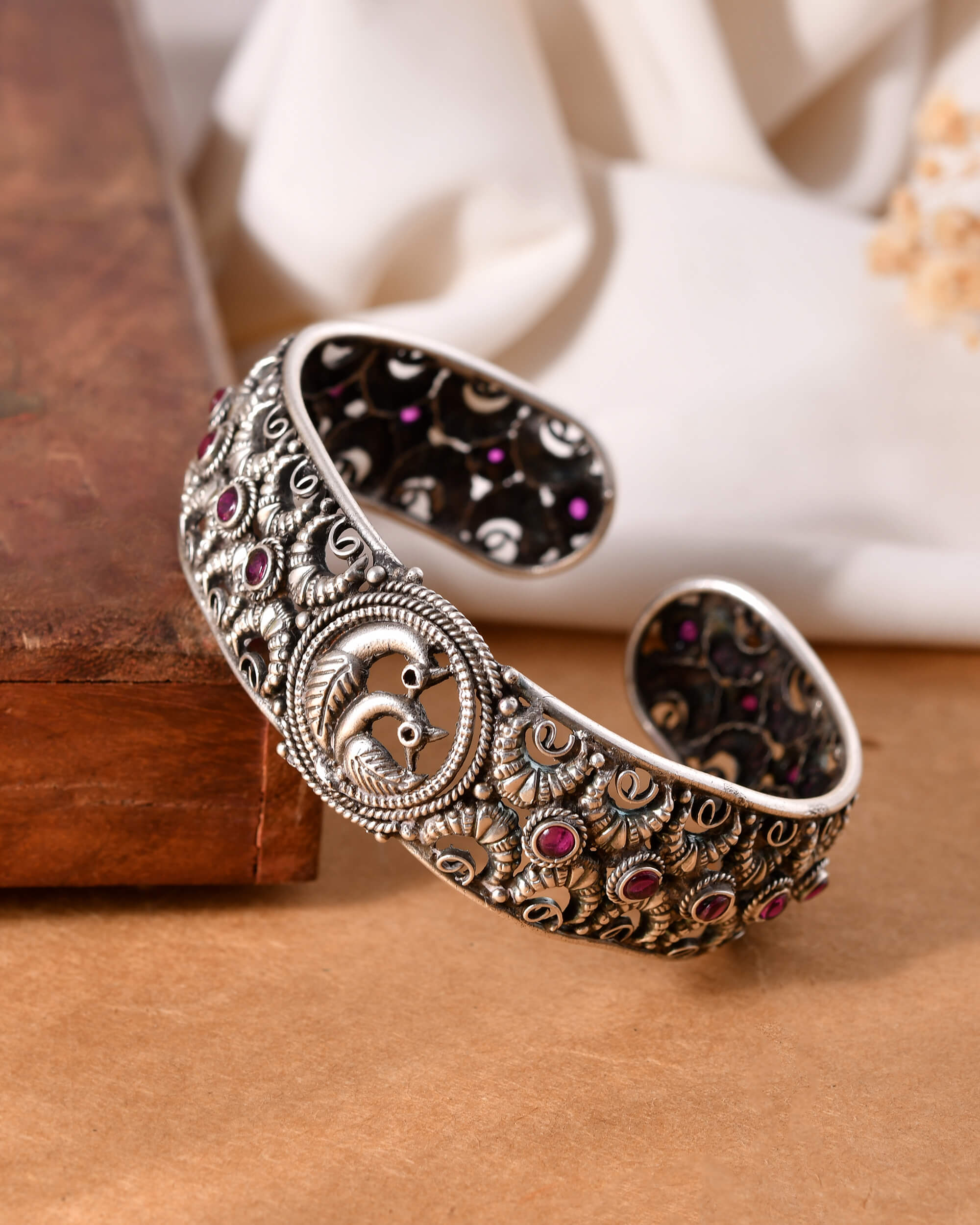 Mayur Silver Bangle – Meera Jaipur